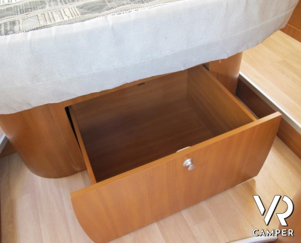 Chausson Welcome 72 - semintegrale letto nautico