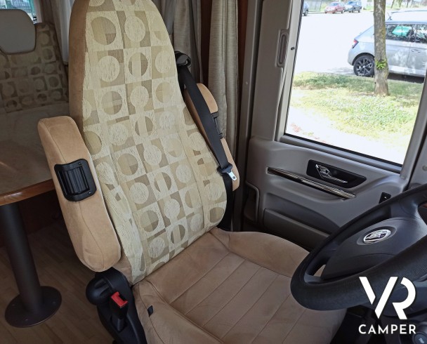 Hymer Eriba Jet 613 - Motorhome 4 posti