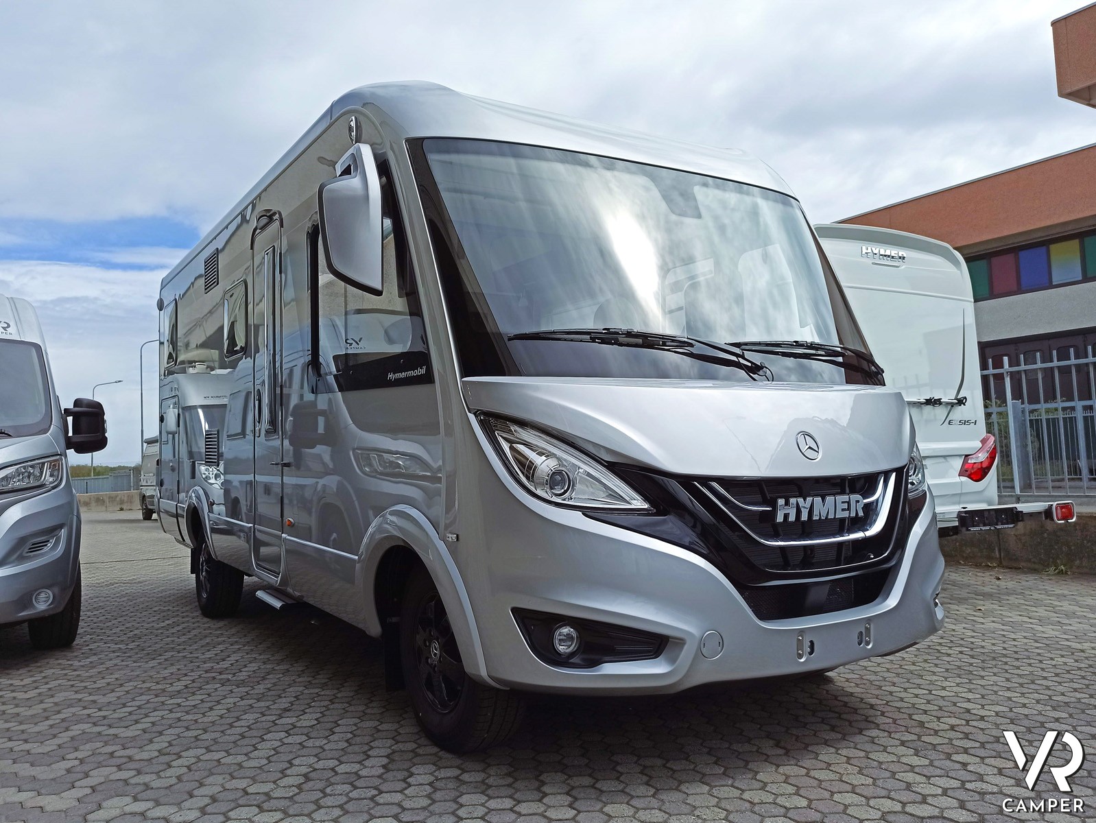 Hymer BMC-I 580 - Motorhome su Mercedes a Noleggio a Torino