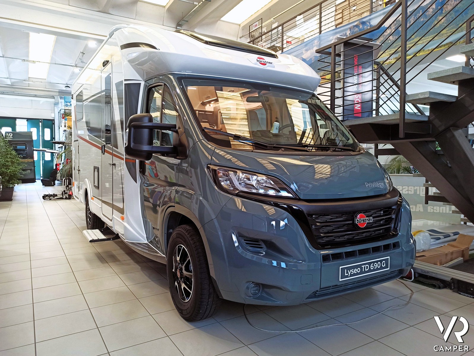 Burstner Lyseo TD 690 G - Semintegrale Grigio Lanzarote